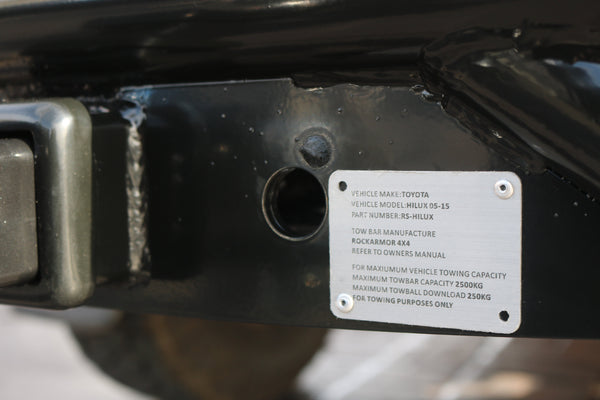 REAR STEP TOWBAR 2.7T TO SUIT HILUX 05+ N70 – Rockarmor